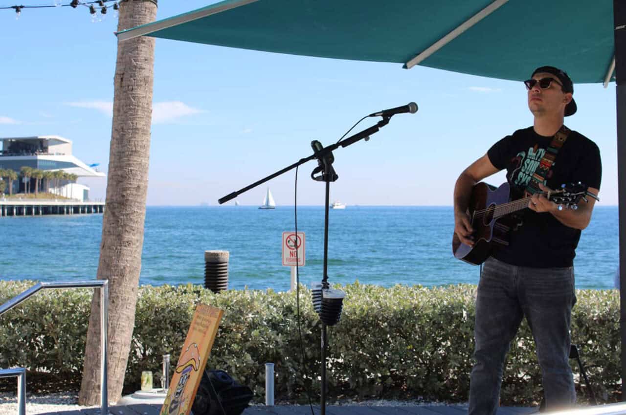 Live Music - Doc Fords